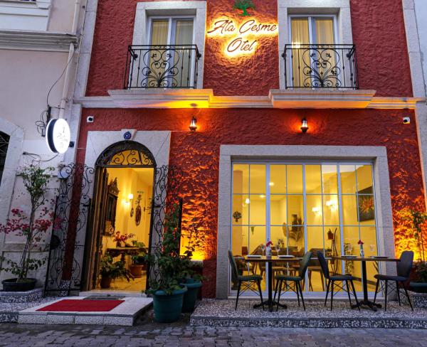 ÇArşi,sahi̇l,plaj,restaurant,mari̇na Yakin - Ilıca