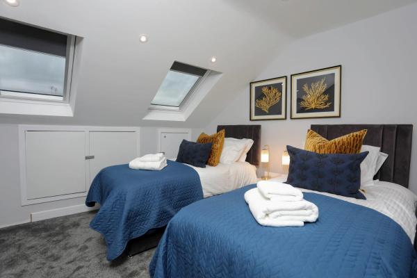 Aisiki Apartments At Stanhope Road, North Finchley, Airconditioned 3-bedroom And 2-bathroom, Pet-friendly Duplex Flat, King Or Twin Beds, With Free Wifi - Londra