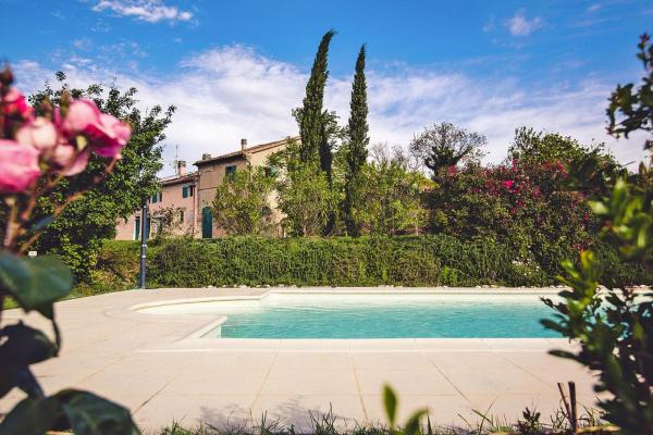 Country House In Monterado With Pool - Senigallia