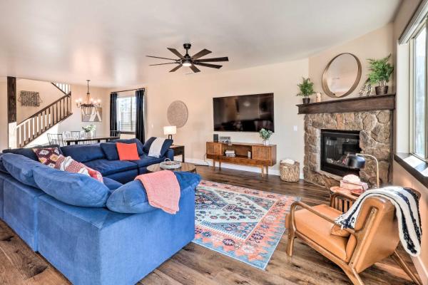 Modern Flagstaff Retreat With Fire Pit And Ev Charger! - Flagstaff, AZ