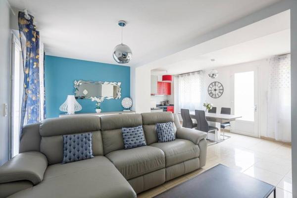 Logement 004 A 300m De La Gare Mantes La Jolie - Yvelines