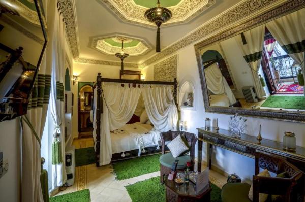 Room In Bb - Riad Anabel - Chocolat Double Room - Marrakesh