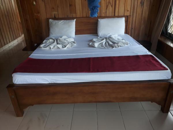 Wood Cabin - Kandy
