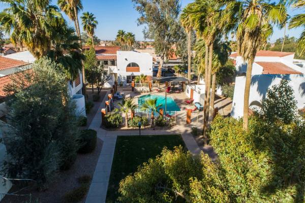 Modern Casa Grande Paradise Heated Pool Condo No Pets Allowed - Casa Grande