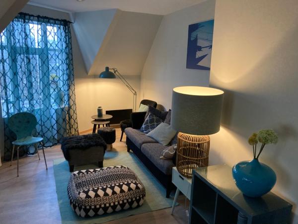 Downtown Historical House With Renovated Apartments - Alesund