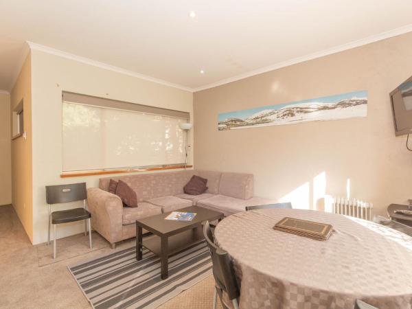 Charvel 1 35 Gippsland Street - Jindabyne