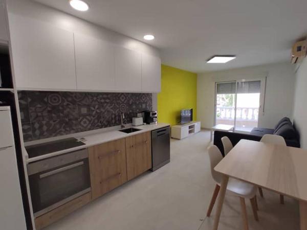 Acogedor Apartamento A 100 Mtr De La Playa, 1 Dormitorio Y Salón Con Sofá Cama - Oropesa del Mar
