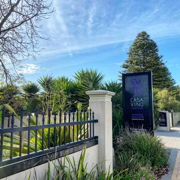 Casavino Luxury Villa - Adelaide