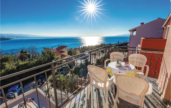 Nice Apartment In Volosko With Kitchen - Opatija