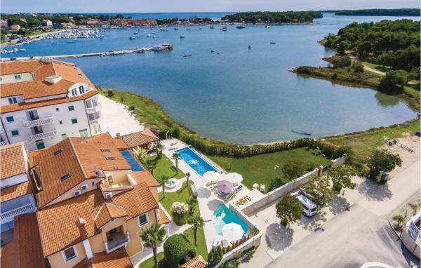 Beautiful Apartment In Medulin With Wifi - Medulin