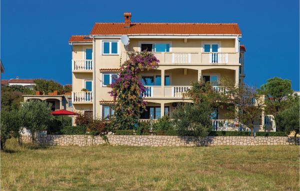 Beautiful Apartment In Povljana - Pag