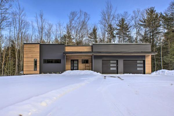 Michigan Ski Base Modern Home With Games, Fire Pit - Interlochen, MI