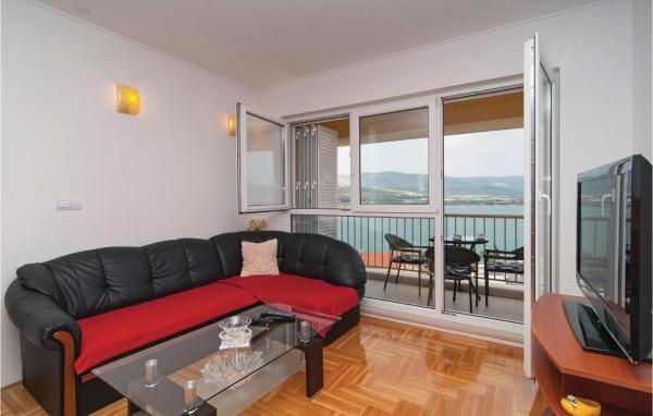 Two-bedroom Apartment Misevac With Sea View 07 - Arbanija