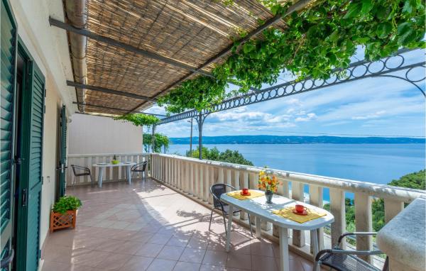 Apartment Omis With Sea View Iii - Omiš