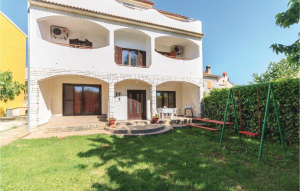 1 Bedroom Awesome Apartment In Sisan - Medulin