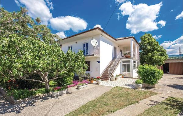 Gorgeous Apartment In Novi Vinodolski - Croatia