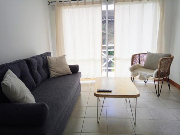 Main Street With A Great Balcony - Pergamino
