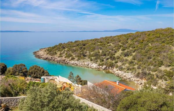 2 Bedroom Nice Apartment In Potocnica - Lun