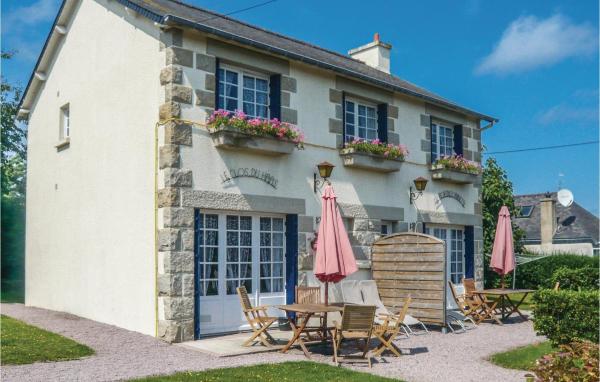 Two-bedroom Holiday Home In Saint Cast Le Guildo - Saint-Cast-le-Guildo