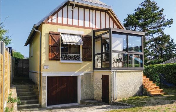 Awesome Home In Hauteville-sur-mer - Cotentin