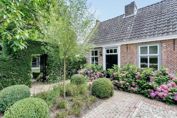 Van Gogh Cottage - Eindhoven