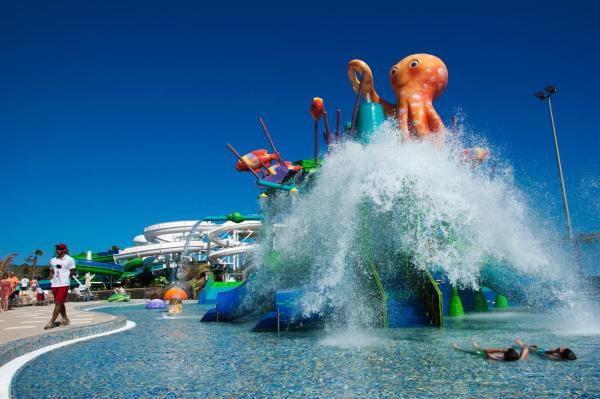 Relaxia Lanzasur Club - Aqualava Water Park - Playa Blanca