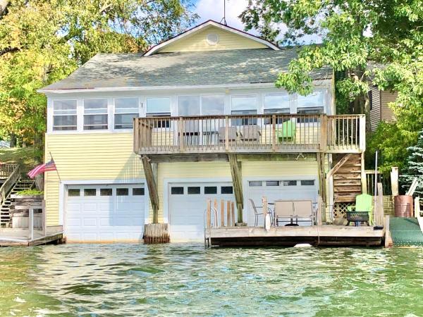 Lake Front Home Near Peek'n Peak - Findley Lake, NY