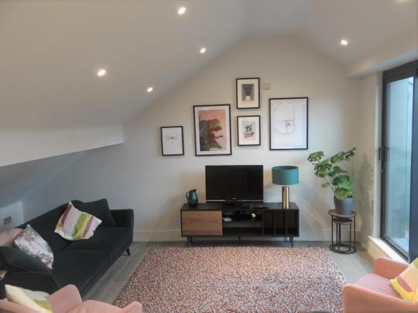 The Loft, The Quadrant, York - Location, Views And Luxury With A Parking Space - York