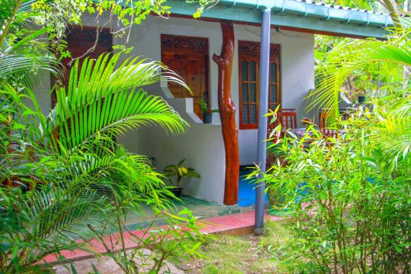 Sun Flower Homestay Sigiriya - Sri Lanka