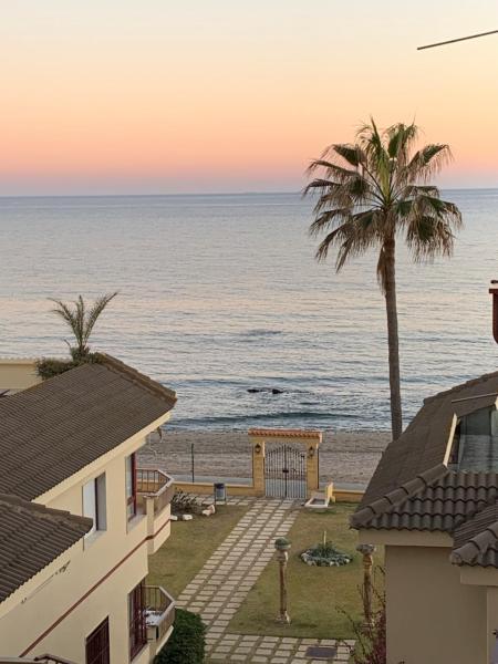 Super Holiday Lubina Sol Mijas Beachfront - Sitio de Calahonda