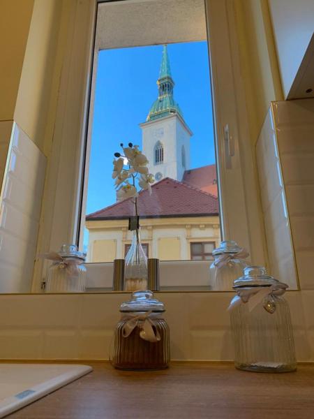 New Oldtown Apartment Near St Martin Cathedral, Ac, Balcony - Bratislava