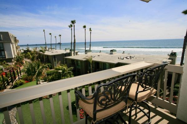 E210 - Starfish Studio - Oceanside, CA