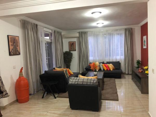 Serene 1 Bedroom Apartment With Pool And Free Parking - Accra