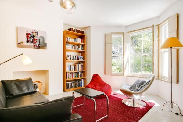 Stylish Bright Apartment W Private Garden - Enfield, UK