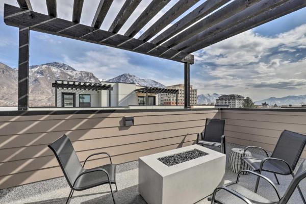 Chic And Sunny Provo Townhome With Rooftop Deck! - Provo, UT