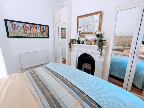 Tophome Highbury Apartment - London, UK