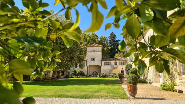 Hotel Et Appartements Domaine Des Clos - Teritoria - Bellegarde