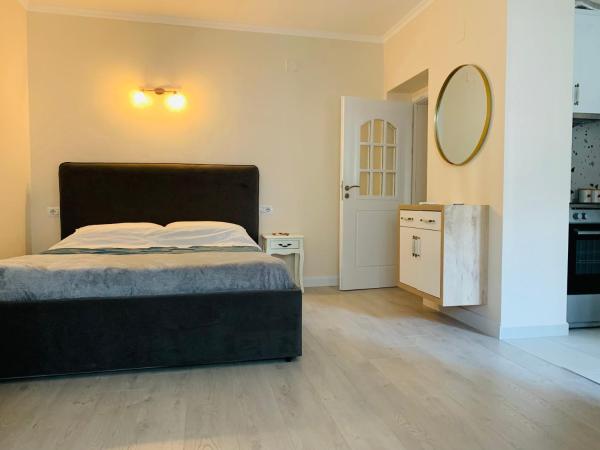 N&n Apartment - Albania