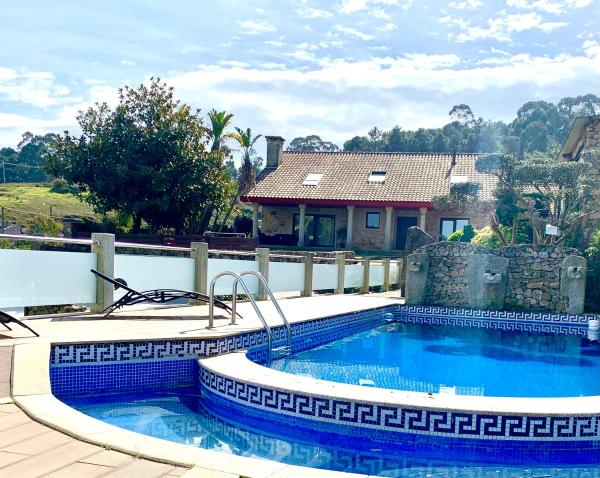 Villa Raices. Agradable Casa Con Piscina - Galicia