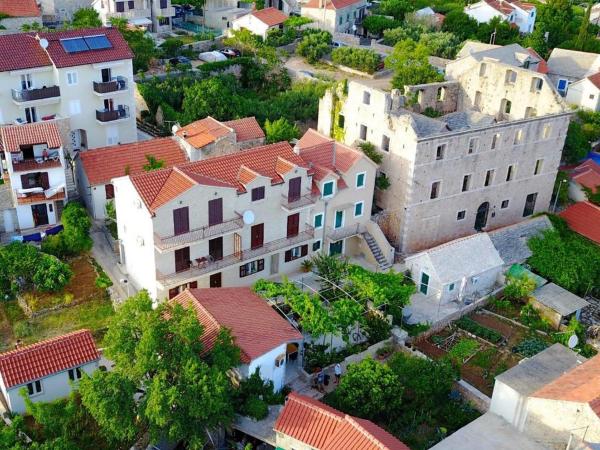 Apartments Paloc - Bol