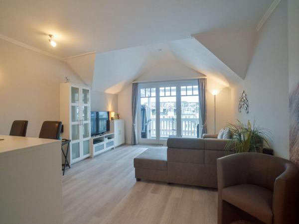 Dünenpark Binz - Komfortplus Ferienwohnung Mit 1 Schlafzimmer Und Balkon Im Dachgeschoss 022 - Sassnitz