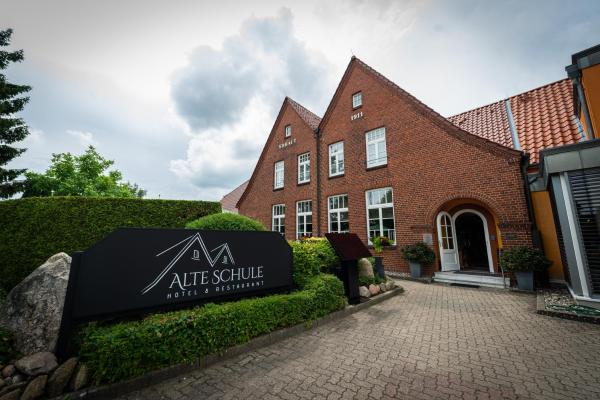 Hotel & Restaurant Alte Schule - Reinbek