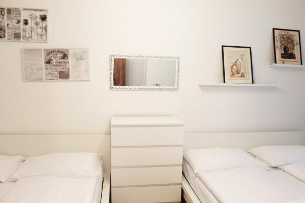 Modern Apartment Ve Smečkách 28 - Prague