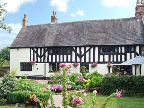 Stallington Hall Farm - Cheshire