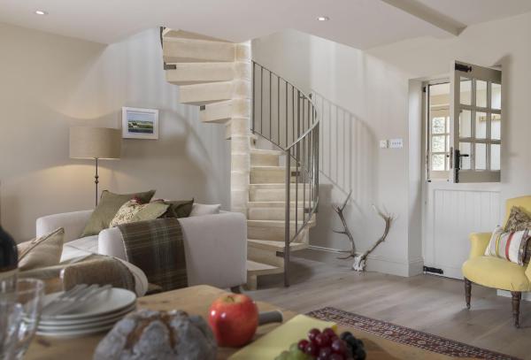 The Hideaway - Moreton-in-Marsh