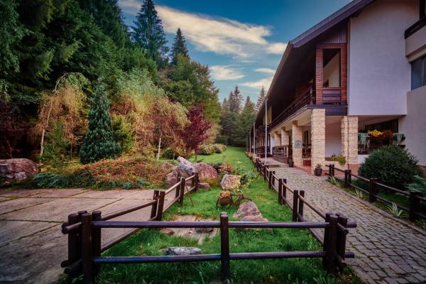 Hotel & Restaurant Sofia - Putna