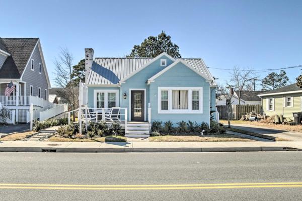 Chincoteague Island Cottage About 2 Mi To Beaches - Chincoteague, VA