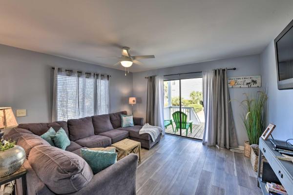 Relaxing Harbor Island Condo Walk To The Beach! - Harbor Island, SC