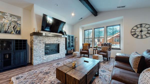 Snowcreek Vii #1403 Condo - Mammoth Lakes, CA