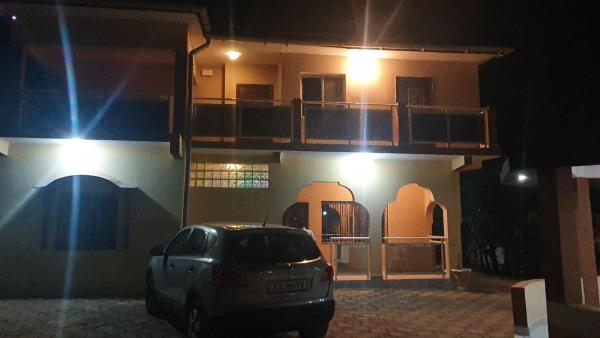 The Charming Bristolian Holiday Home - Gambia